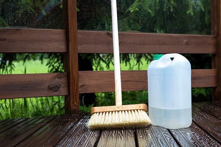 How to Clean Decking (2026): Best Way to Wash Wooden Decking